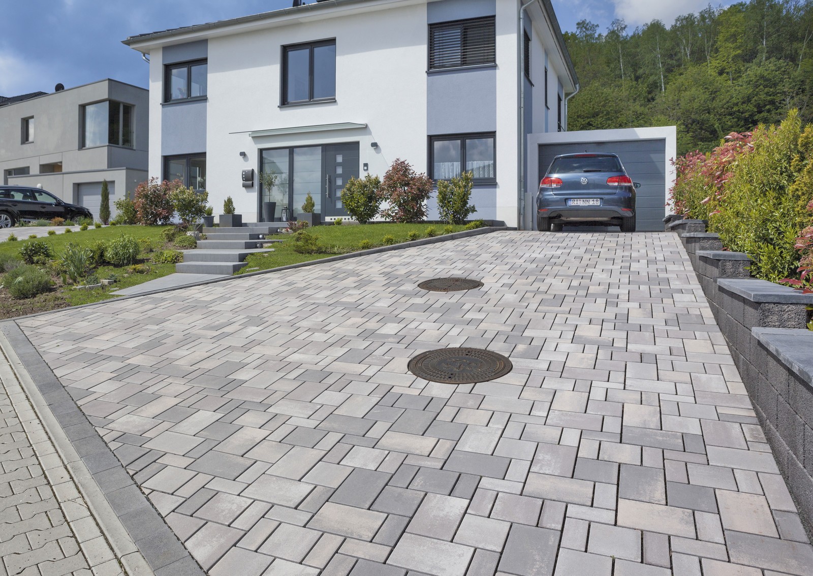 Hydropor Laziano mit hohem Versickerungsvolumen für lebendige Flächen