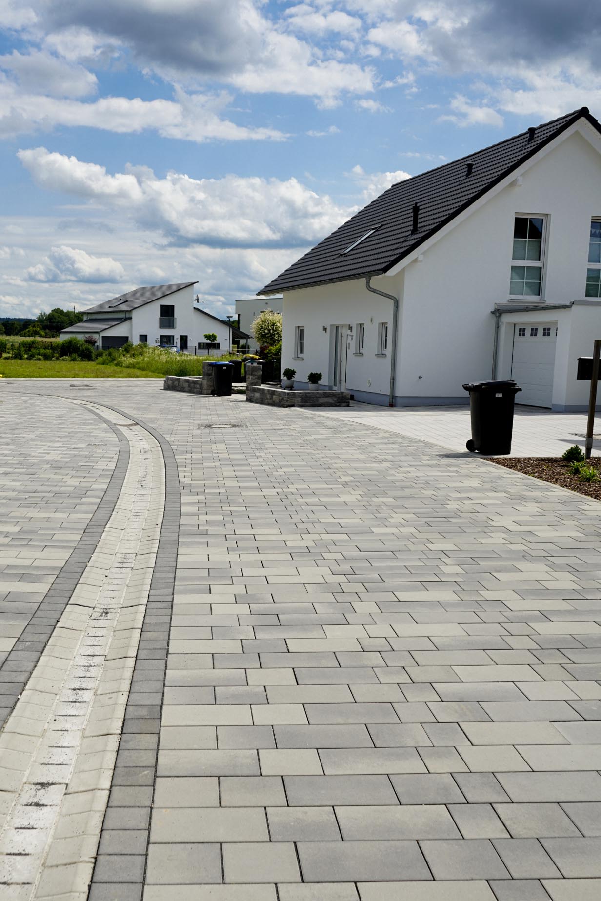 Das belastbare Betonpflaster im Mehrsteinformat